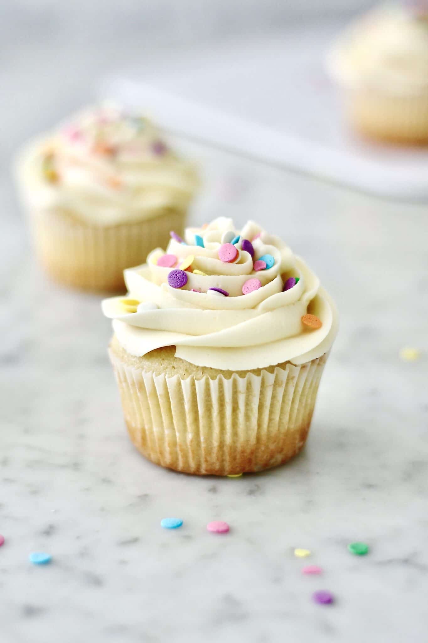 How to Freeze and Store Cupcakes with Frosting - Susan Brings Dessert
