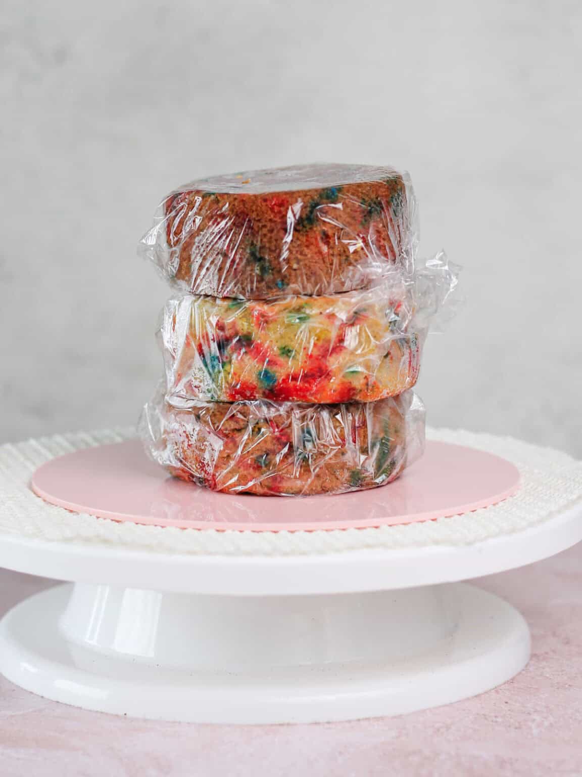 How to Crumb Coat a Layer Cake with Buttercream - Susan Brings Dessert